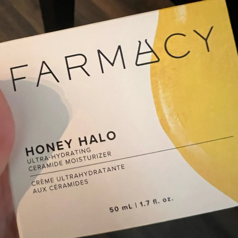 Farmacy | Skincare | Nwt Farmacy Honey Halo Ultrahydrating Ceramide ...